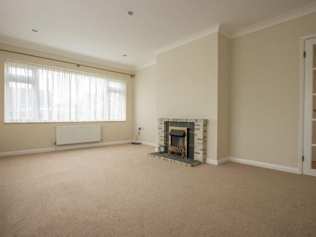 Detached 3/4 Bedroom Chalet