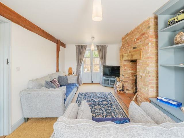 Detached 3 Bedroom Cottage