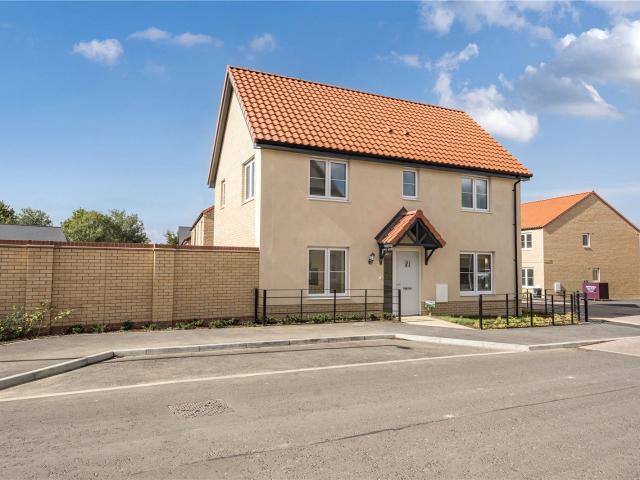 Detached to rent in Runway, Sudbury, Suffolk, CO10 | Leaders