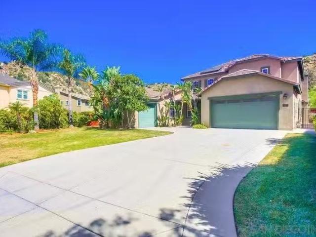 Detached Escondido, CA 2922 Rangpur Ct