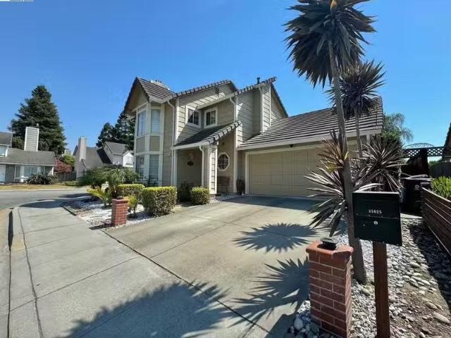Detached Fremont, CA 35625 Pond Dr