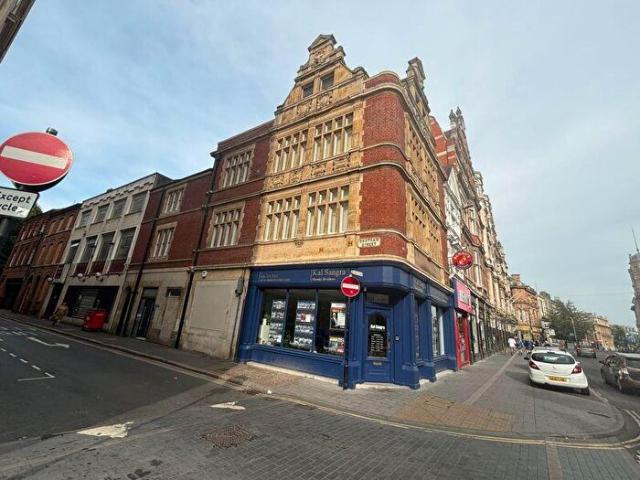 Detached House To Rent In Chatham Street, A, LE1