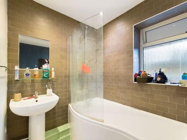 Detached house to rent in Plymouth Avenue, Brighton BN2