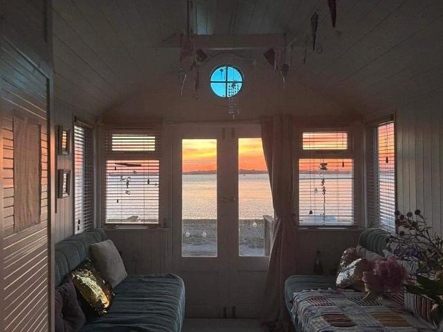 Detached house for sale