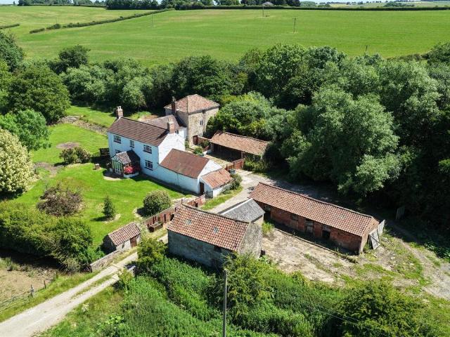 Detached house for sale