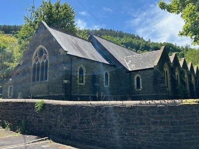 Detached house for sale