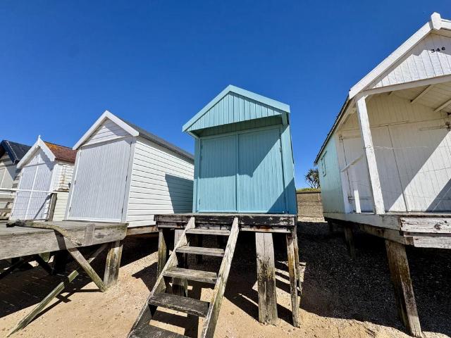 Detached house for sale