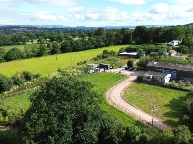 Detached house for sale