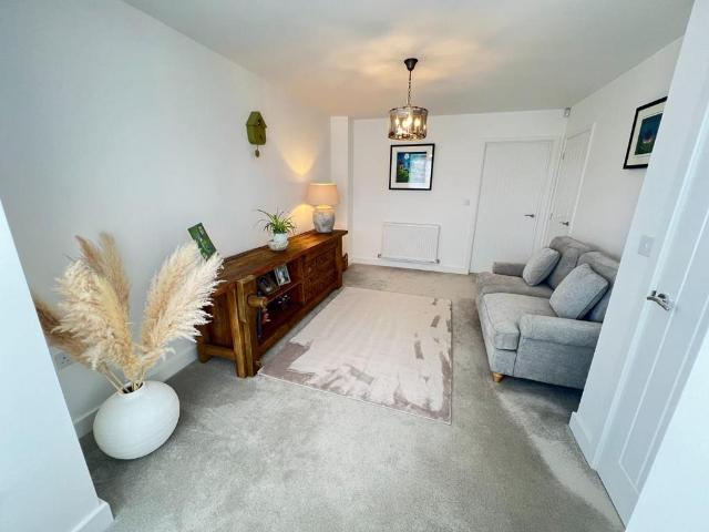 Detached house for sale