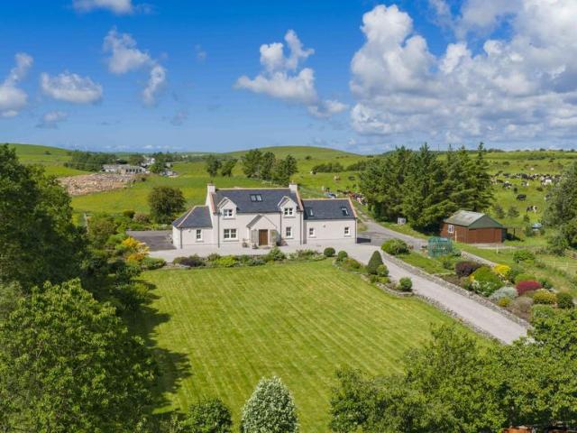 Detached house for sale