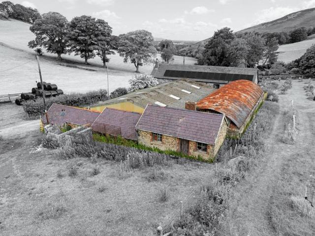 Detached house for sale
