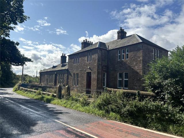 Detached house for sale