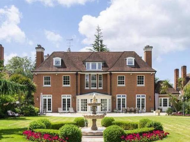 Detached house for sale in Winnington Road N2 N2