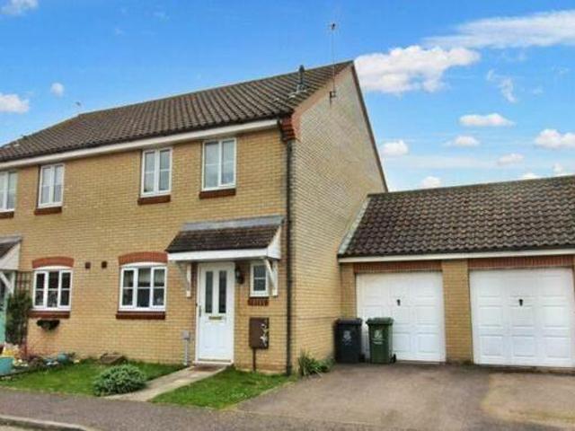 Detached House For Sale In Gorleston
