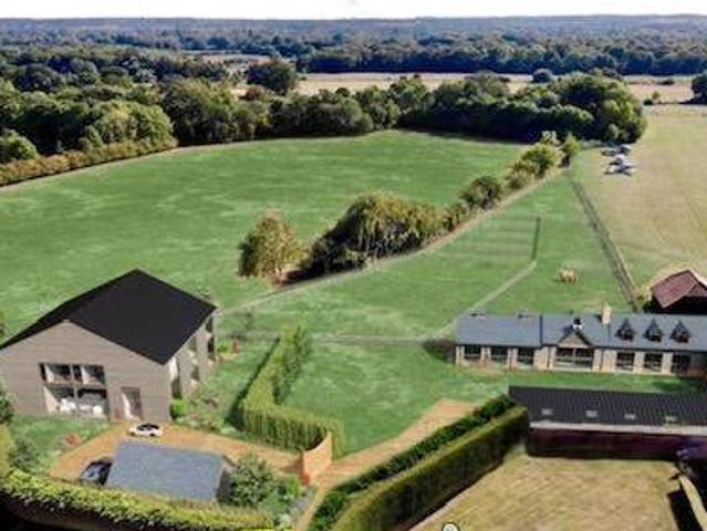 Detached house for sale in Maidenhead SL6