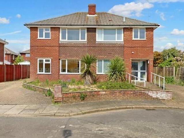 Detached House For Sale In Portsmouth