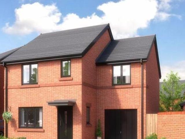 Detached House For Sale In Preston, Lancashire