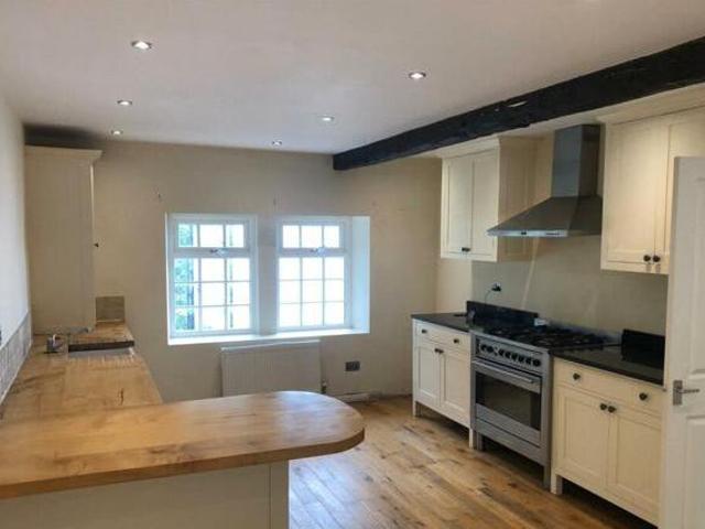 Detached House For Rent In Armley