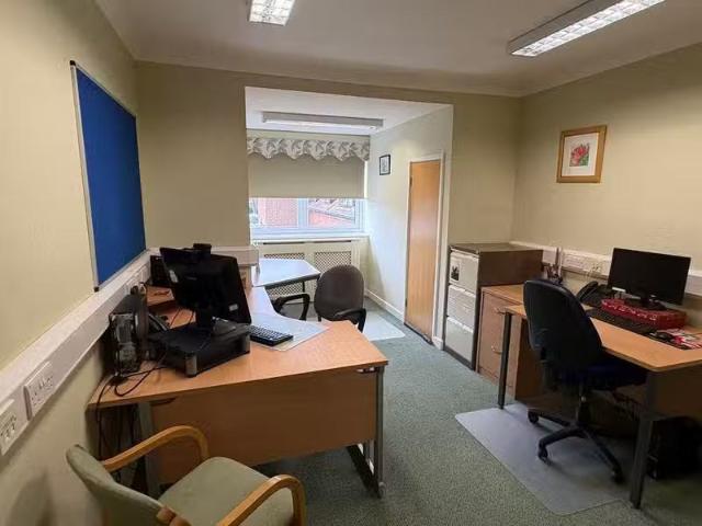 Detached house for rent in First Floor Office To Rent On Flexi.