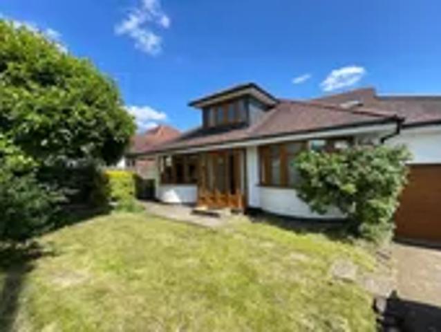 detached house in Hall Drive, NG8