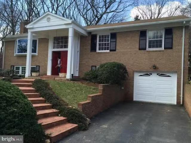 Detached, Single Family MCLEAN, VA 1332 Elsinore Ave