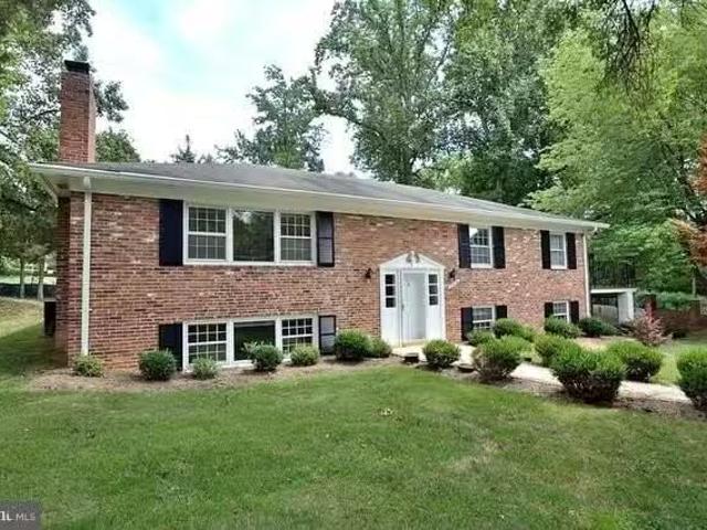 Detached, Single Family MCLEAN, VA 1745 Atoga Ave