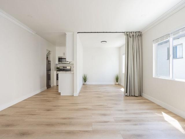 Detroit Street Apartments Studio Apartment for Rent at 1211 N Detroit St, West Hollywood, CA 90046 West Hollywood