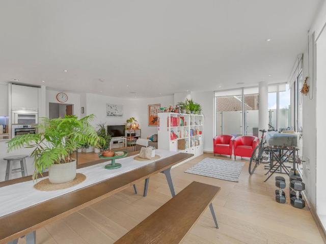 Devan Grove, Woodberry Down N4, 3 bed flat to rent, £4,200 pcm | PrimeLocation
