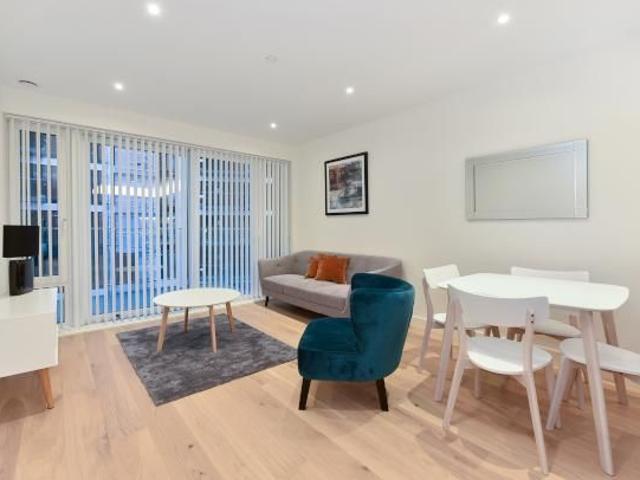 Deveraux House, Duke Of Wellington Avenue, Woolwich, London SE18, 2 bed flat to rent, £2,600 pcm | PrimeLocation