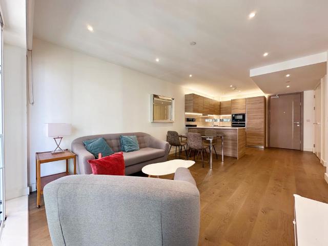Deveraux House, London SE18 2 bed apartment to rent £2,750 pcm £635 pw