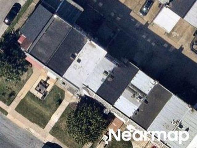 Devereaux Ave