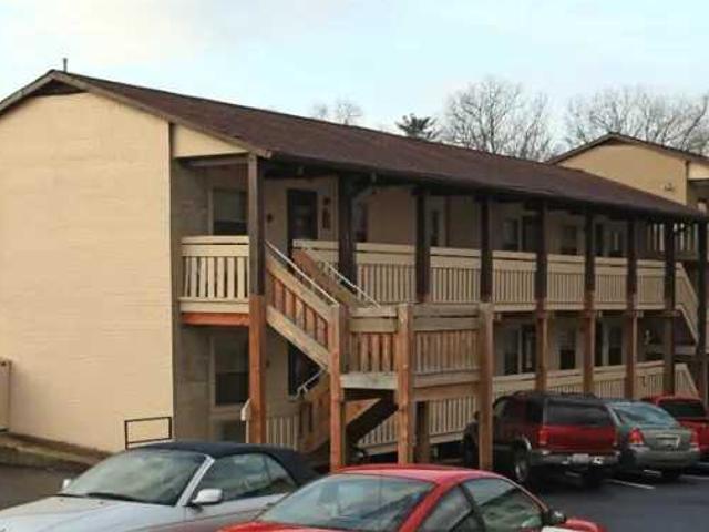 Devex 62+ Apartments 2 Bedroom Apartment for Rent at 9912 Taylorsville Road, Louisville, KY 40299