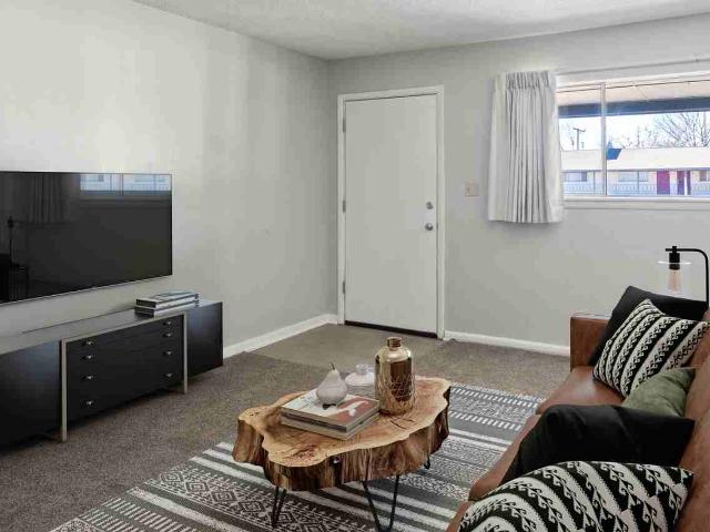 DeVille Apartments 1 Bedroom Apartment for Rent at 1115 E 48th St, Tulsa, OK 74105