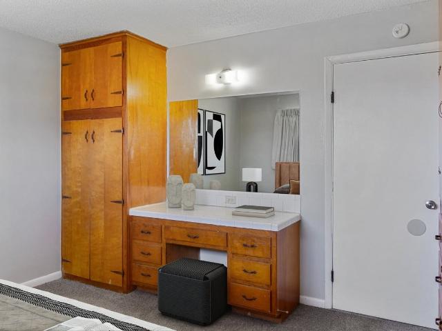 DeVille Apartments 1 Bedroom Apartment for Rent at 1115 E 48th St, Tulsa, OK 74105