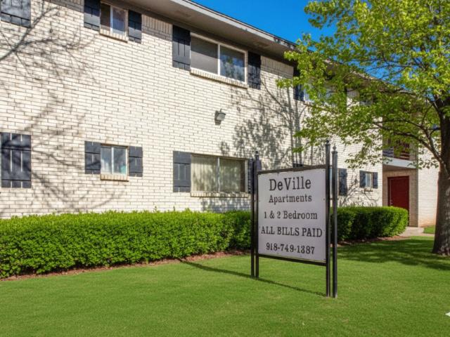 DeVille Apartments 1 Bedroom Apartment for Rent at 1115 E 48th St, Tulsa, OK 74105 South Bolewood