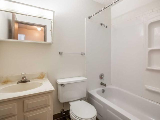 Devils Lake 1124 1 Bedroom Apartment for Rent at 1124 5th Ave Se, Devils Lake, ND 58301