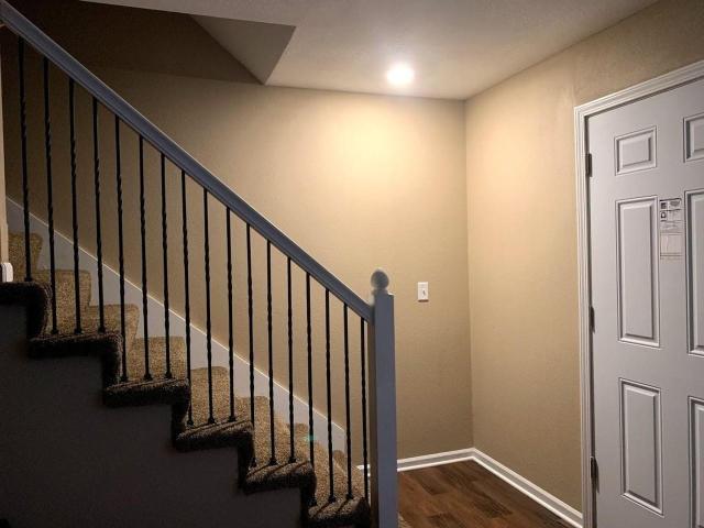 Devling Place Apartments 3 Bedroom Apartment for Rent at 3622 Northeast Chouteau Parkway, Kansas City, MO 64117 Cooley Highlands