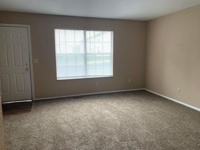 Devling Place Apartments 2 Bedroom Apartment for Rent at 3622 Ne Chouteau Trfy, Kansas City, MO 64120 East Bottoms
