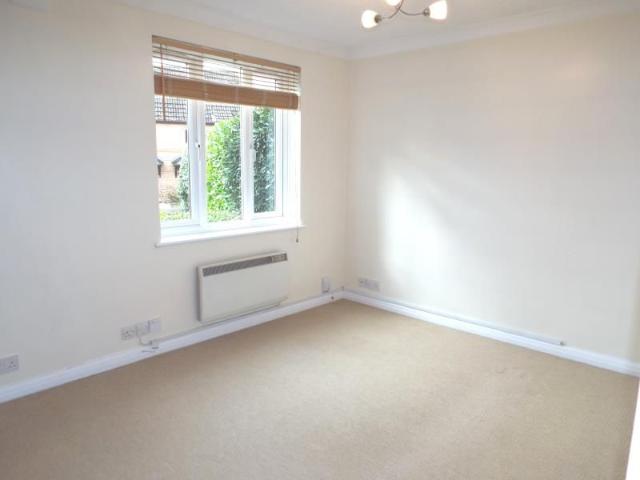 Devoil Close, Burpham, Surrey, GU4