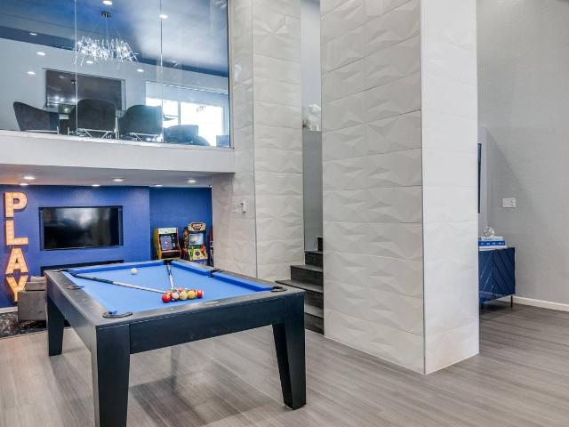 Devon on Northgate 1 Bedroom Apartment for Rent at 4013 W Northgate Dr, Irving, TX 75062 Song