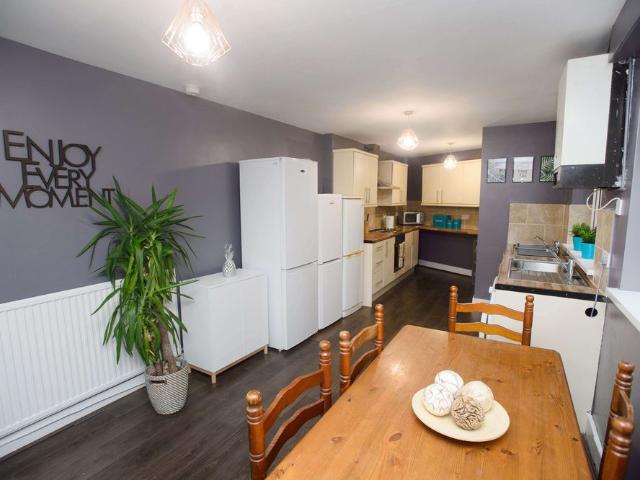 Devon Place Room 2