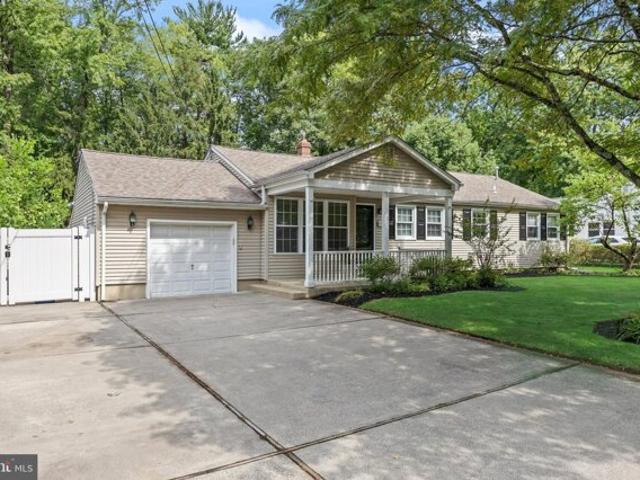 Devon Rd, Moorestown, Home For Sale