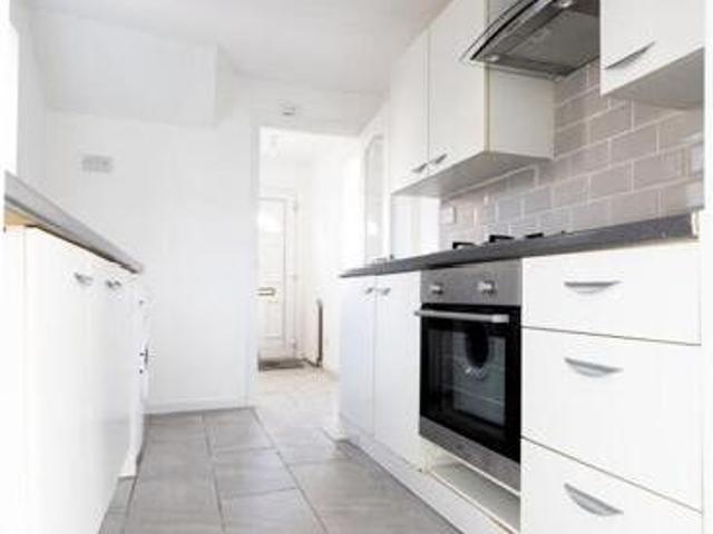 Devon Road, Greenock, 2 Bedroom Semi detached