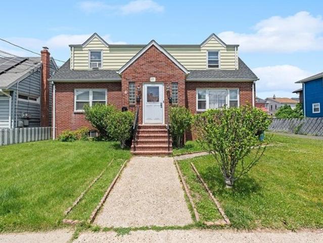 Devon St, North Arlington, Home For Sale