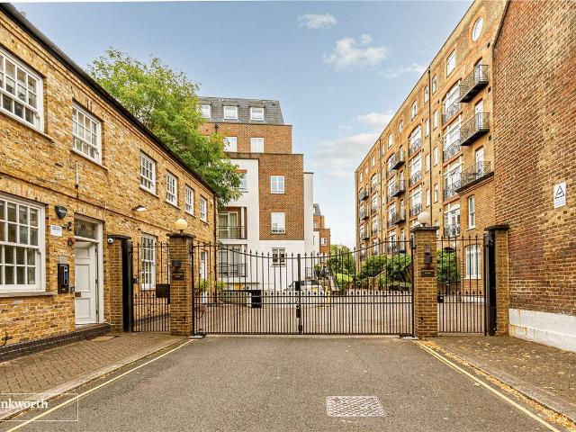 Devonhurst Place, Heathfield Terrace, London W4, 1 bed flat to rent, £2,100 pcm | PrimeLocation
