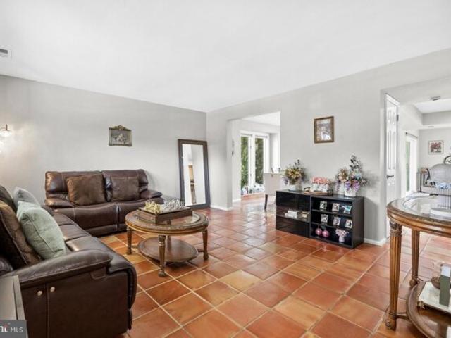 Devonshire Ct, Mount Laurel, Home For Sale