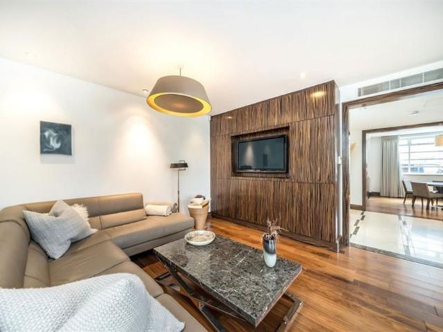 Devonshire Close, W1G, London
