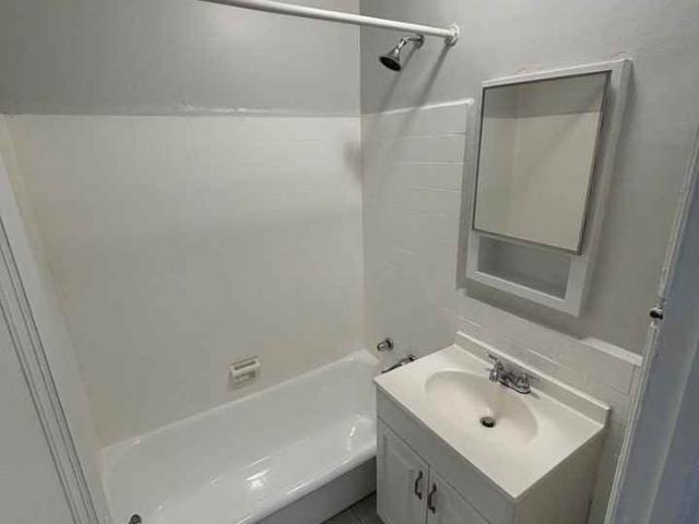 Devonshire Court South 2 Bedroom Apartment for Rent at 4105 Wisconsin Ave Nw, Washington, DC 20016 Van Ness Forest Hills