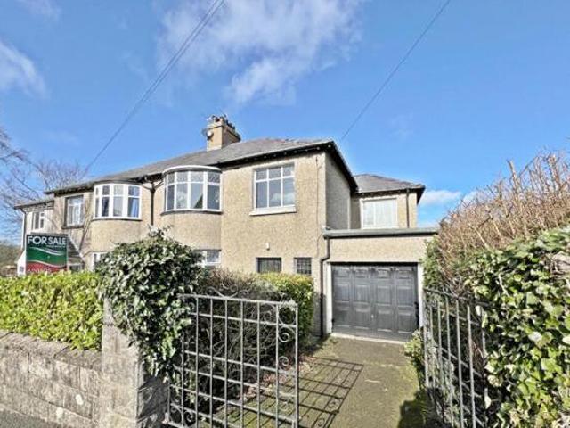 Devonshire Crescent, 4 Bedroom House