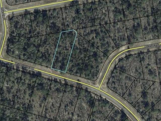 Devonshire Dr, Chipley, FL 32428